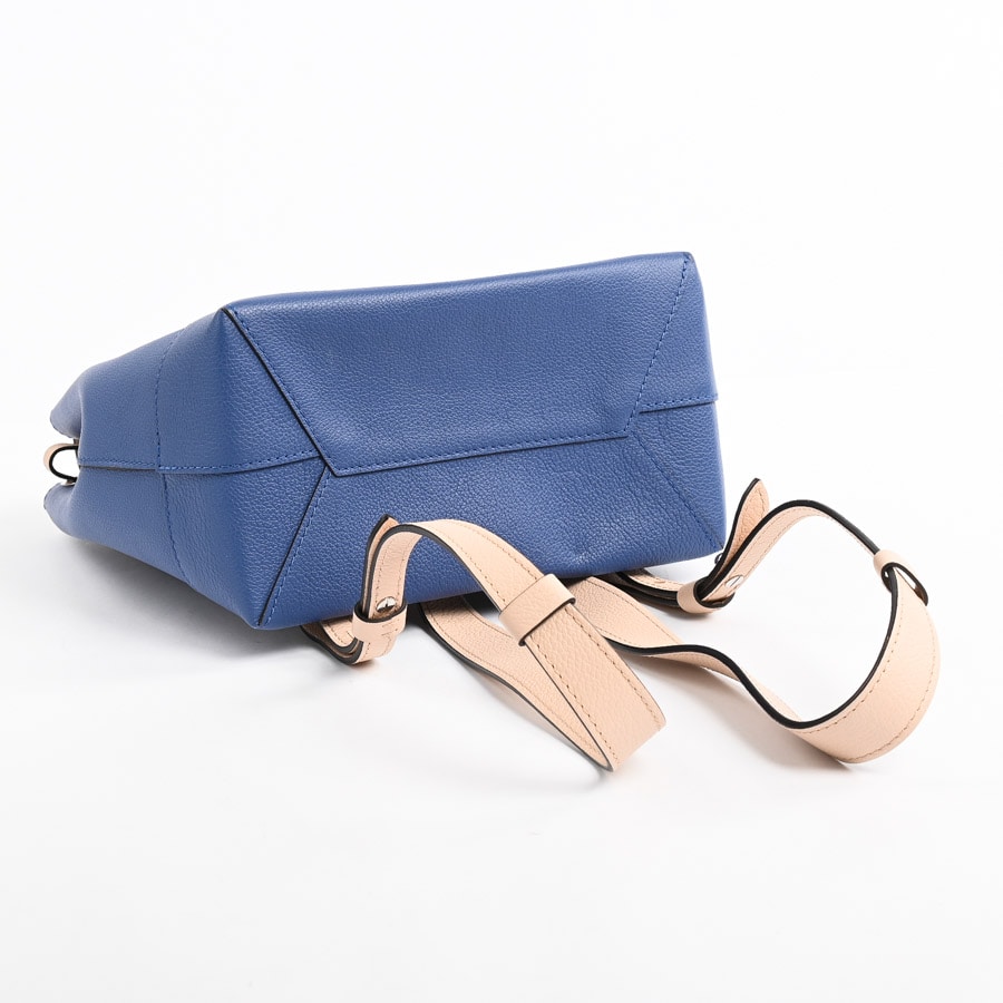 ロックミーバックパック | M41817 | バックパック | 型押しレザー